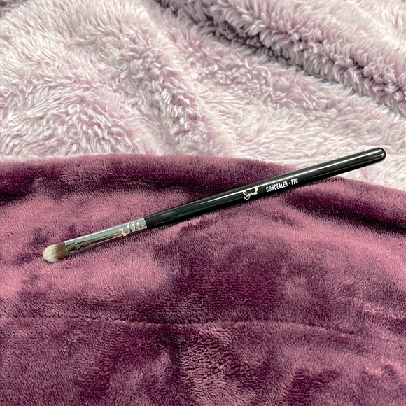 Sigma Beauty | Makeup | Bnwt Sigma Beauty Original F7 Black Bunny ...